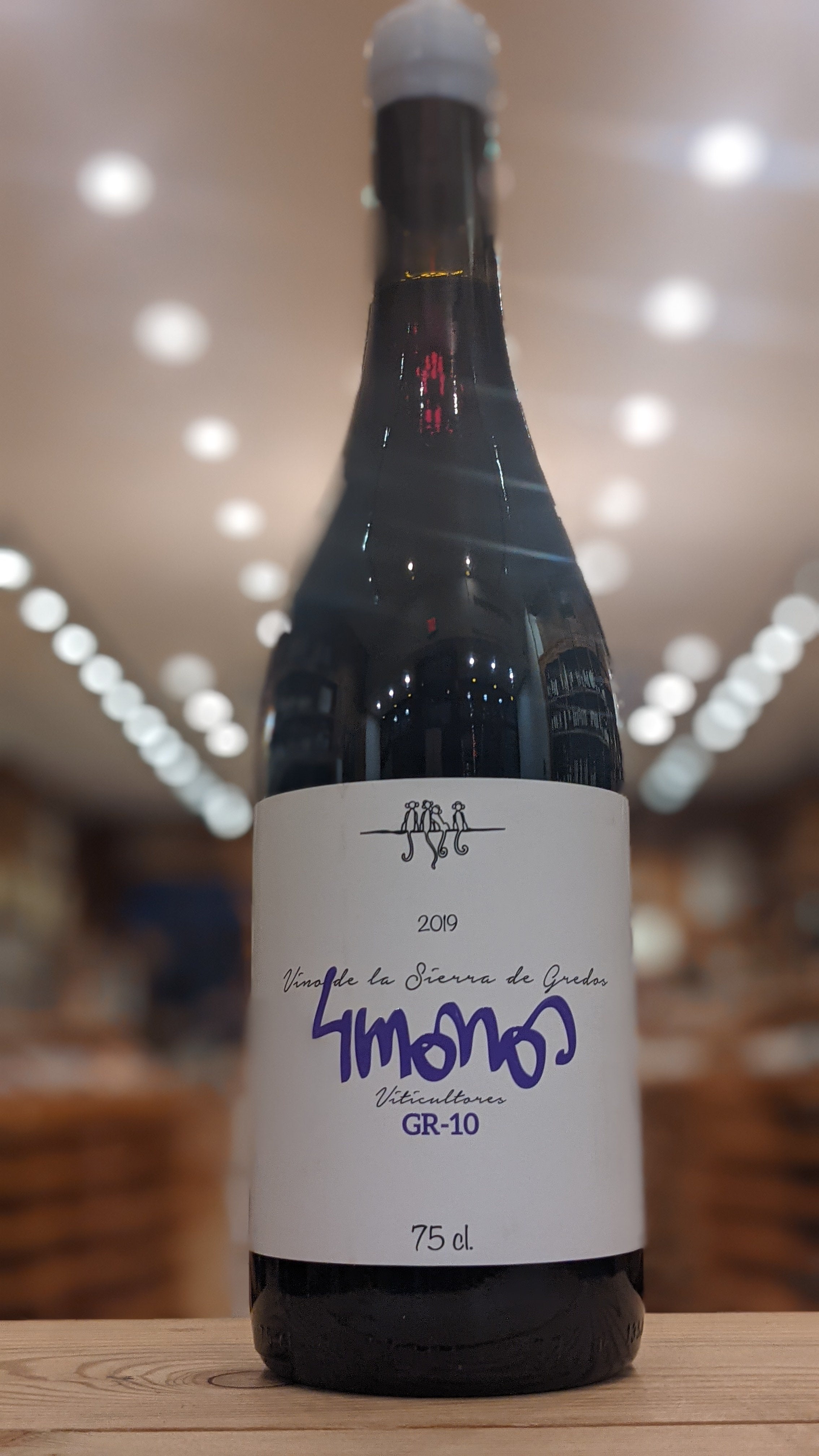 4 Monos GR-10 Tinto 2021 – Horseneck Wine and Spirits